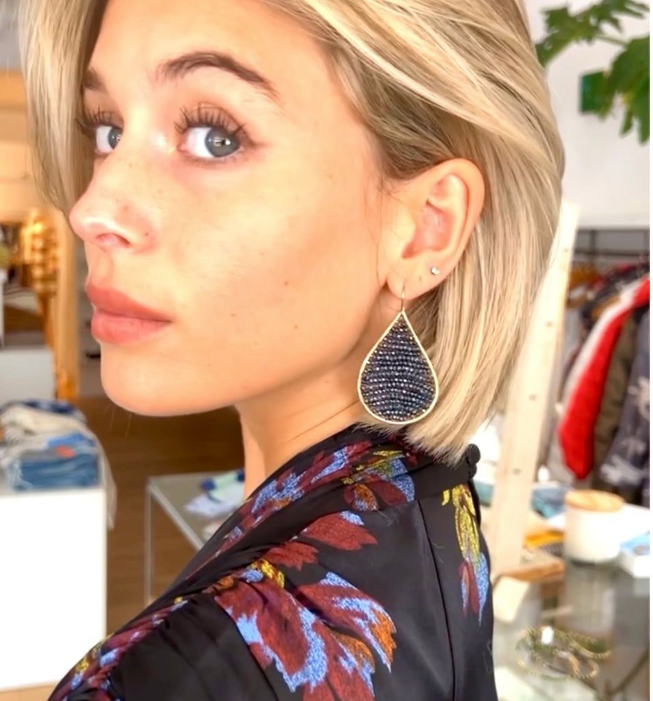 Gold Teardrop Earrings in Midnight, Medium – Caitlin Greene Jewelry